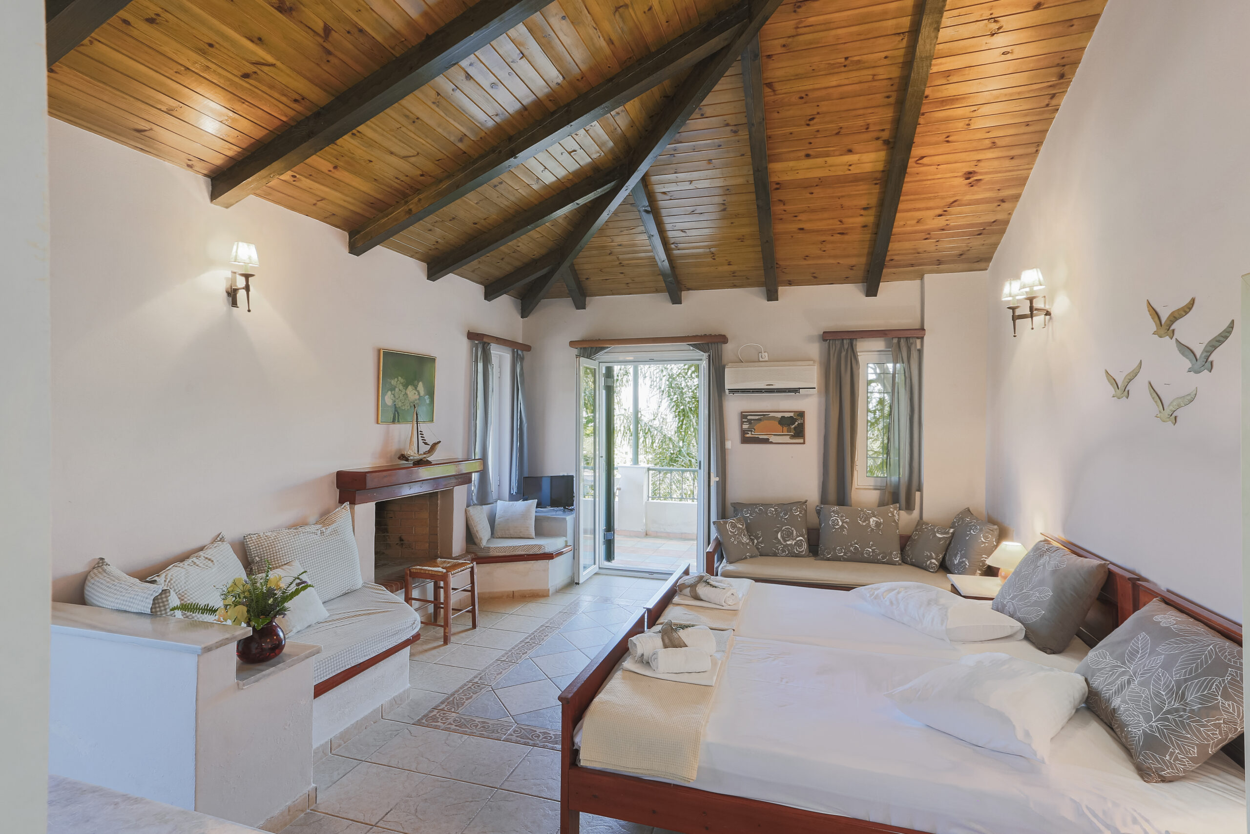 OUR ROOMS - Sunny Garden - Apart Hotel Ancient Epidavros